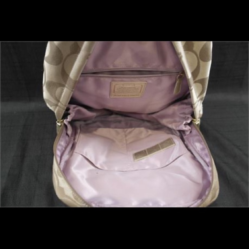 Coach Signature Daisy Poppy Backpack - Gem